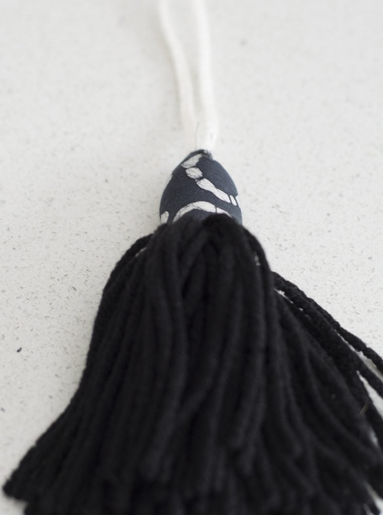 How to make yarn tassels with a unique twist - Cuckoo4Design