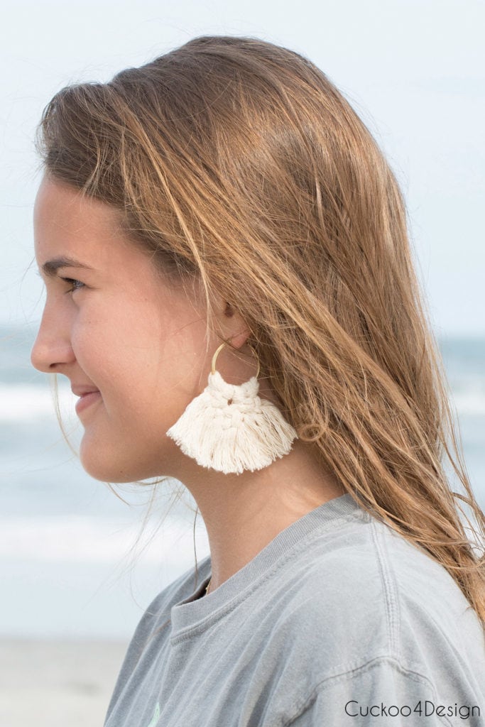 How to make DIY macrame earrings (a step-by-step tutorial) - Cuckoo4Design