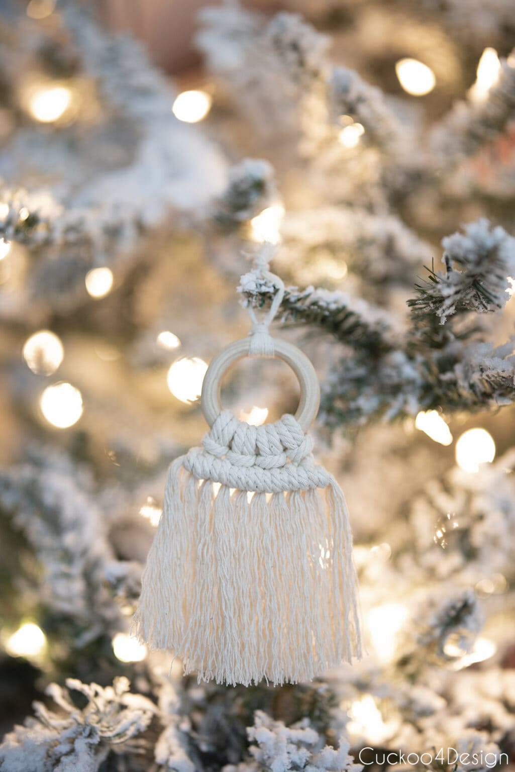 6 Free Macrame Christmas Ornaments Patterns (DIY Tutorials) - Cuckoo4Design