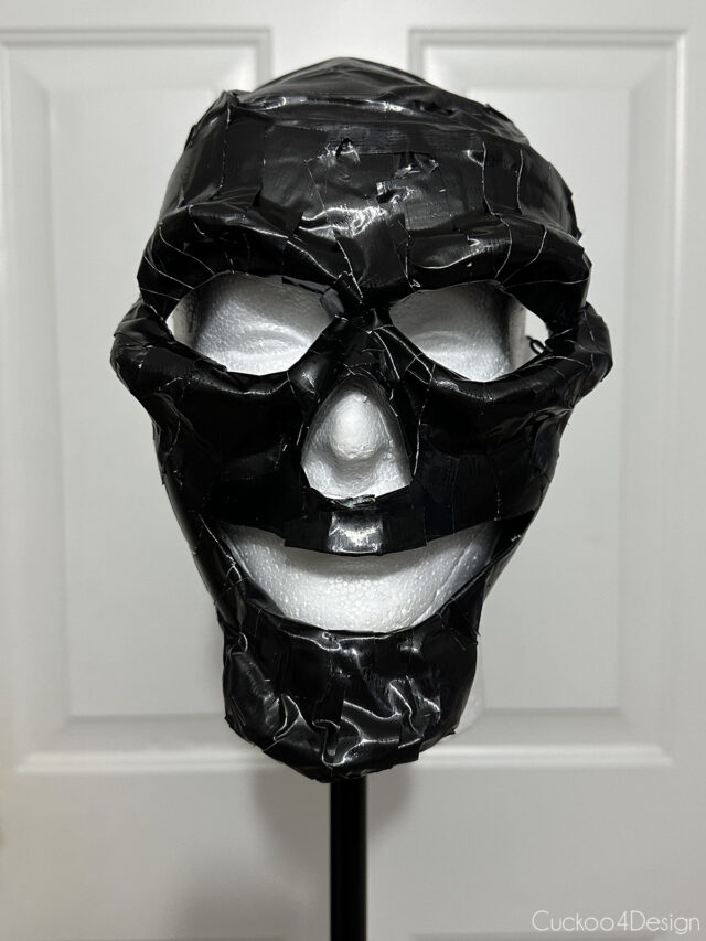 How to make a scary scarecrow mask with burlap for Halloween ...