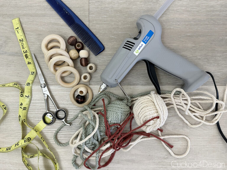 The ultimate guide to making easy macrame gnomes (free pattern ...