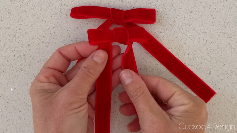 How to make a simple bow with thin ribbon - Cuckoo4Design